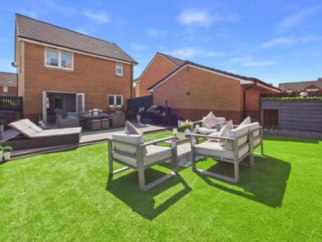 3 bedroom detached house for sale in Greenoakhill Gate, Uddingston, G71