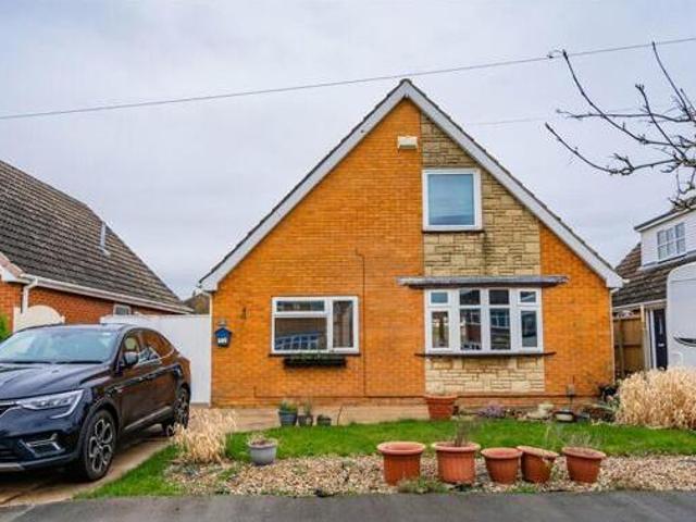 3 Bedroom Detached House For Sale In Grimsby, Lincolnshire