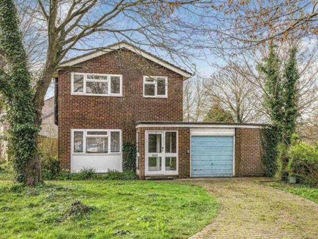 3 Bedroom Detached House For Sale In Grove