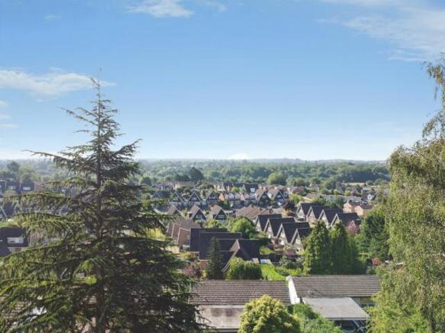 3 bedroom detached house for sale in Grove Lane, Tetttenhall Wood, Wolverhampton, WV6