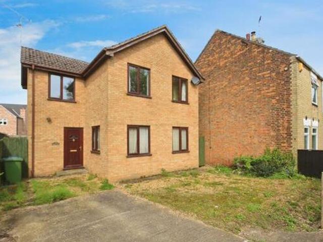 3 Bedroom Detached House For Sale In Guyhirn