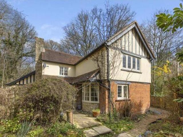 3 Bedroom Detached House For Sale In Guildford, Surrey