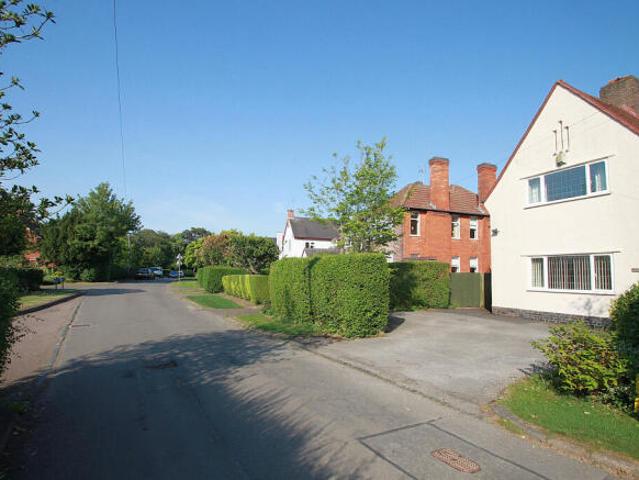 3 bedroom detached house for sale in Gullet Lane, Kirby Muxloe, Leicester, Leicestershire, LE9