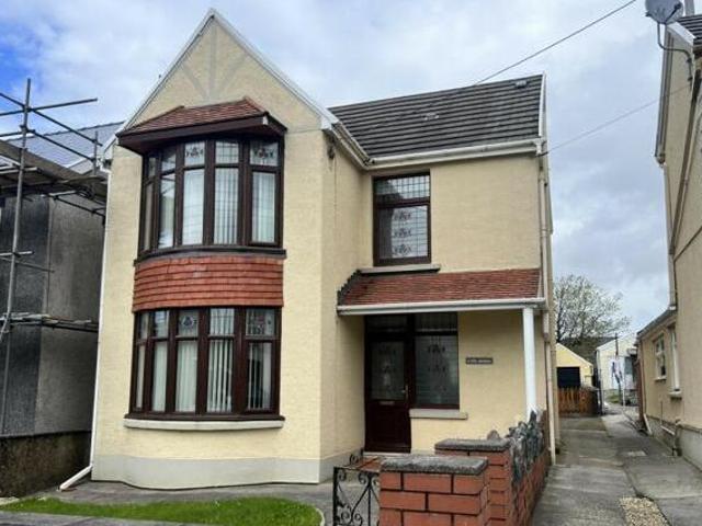 3 Bedroom Detached House For Sale In Gwaun Cae Gurwen, Ammanford