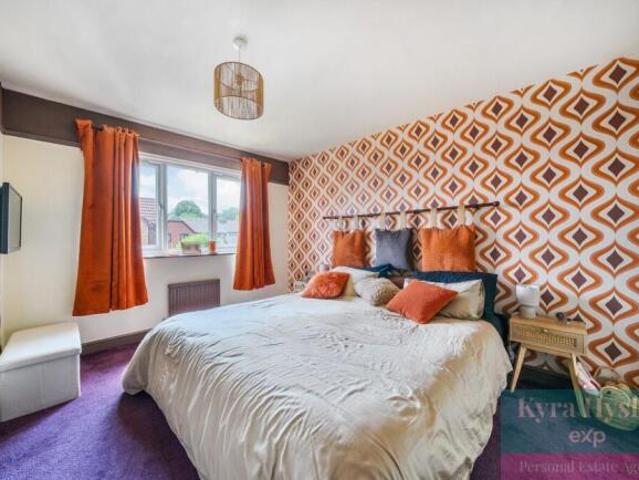 3 bedroom detached house for sale in Dotton Close, Exeter, EX1 3US, EX1