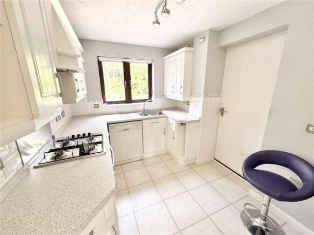 3 bedroom detached house for sale in Doulton Gardens, Whitecliff, Poole, BH14