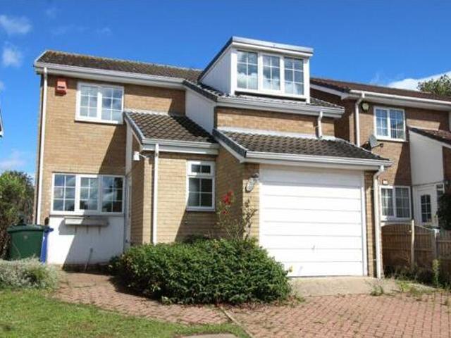 3 Bedroom Detached House For Sale In Doncaster, South Yorkshire