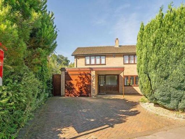 3 Bedroom Detached House For Sale In Dorridge