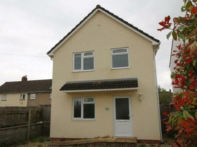 3 Bedroom Detached House For Sale In Detached Family Home