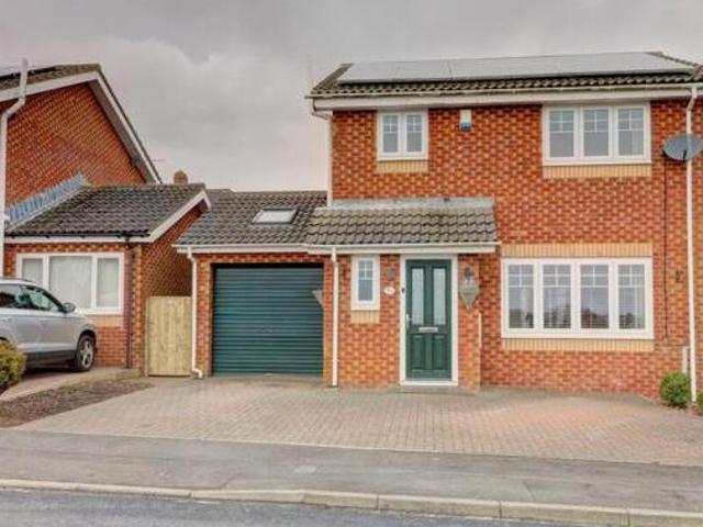 3 Bedroom Detached House For Sale In Delves Lane, Consett