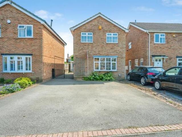 3 bedroom detached house for sale in Denver Road, Mickleover, Derby, DE3
