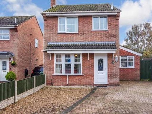 3 bedroom detached house for sale in Derwent Close NG21 NG21