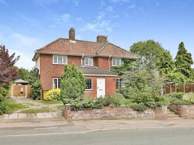 3 Bedroom Detached House For Sale In Drayton