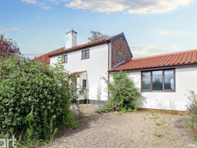 3 Bedroom Detached House For Sale In Drinkstone