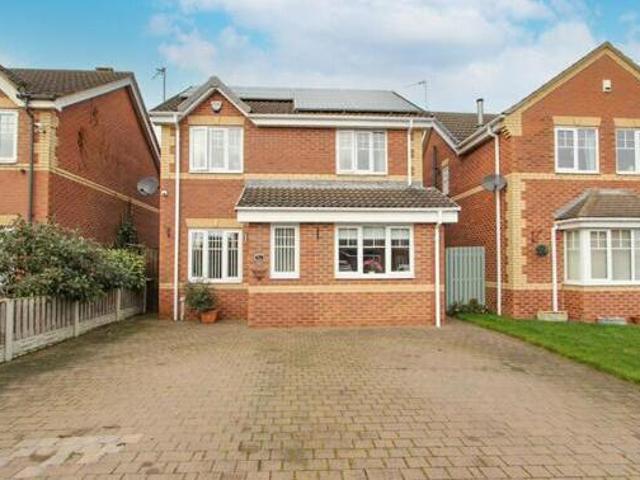 3 Bedroom Detached House For Sale In Dunsville, Doncaster