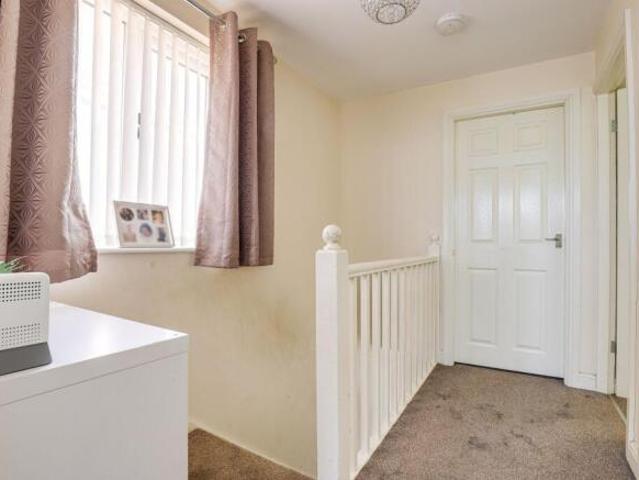 3 bedroom detached house for sale in Dunvegan Drive, Nottingham, NG5