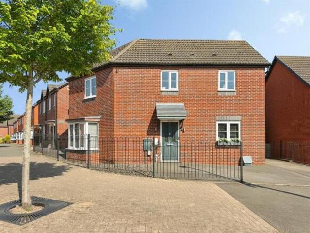 3 bedroom detached house for sale in Emperor Boulevard, Leamington Spa, CV31