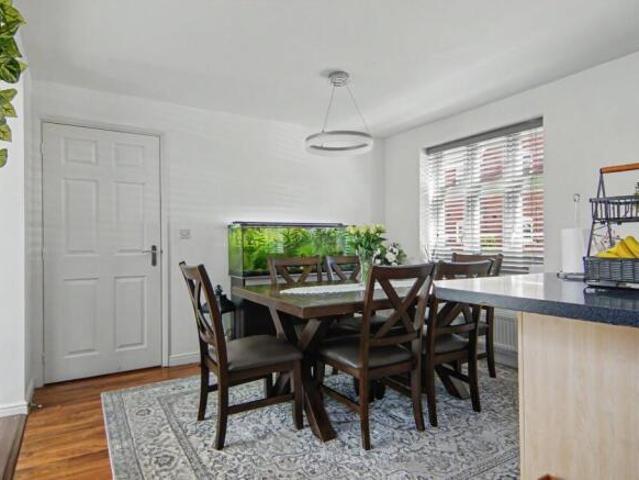 3 bedroom detached house for sale in Endicott Bend, Coventry, CV4