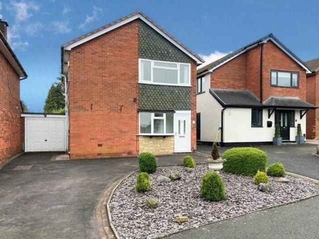 3 Bedroom Detached House For Sale In Endon