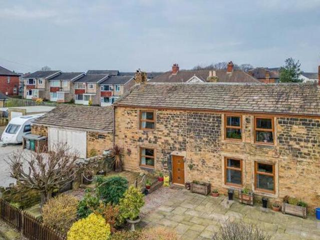 3 Bedroom Detached House For Sale In Earlsheaton