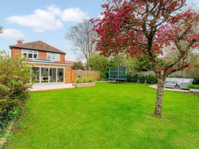 3 bedroom detached house for sale in East Avenue, Great Sankey, Warrington, WA5
