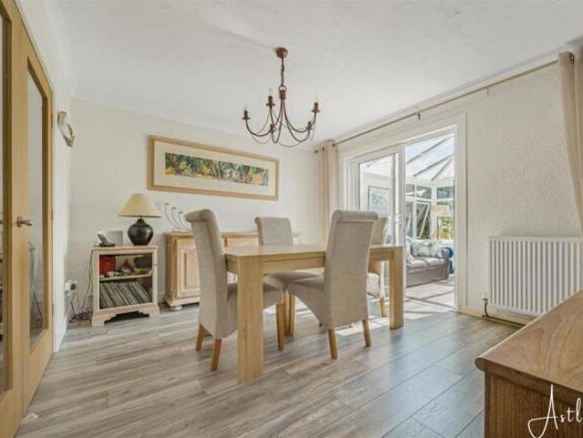 3 bedroom detached house for sale in Eastmoor Park Crescent, Swansea, SA3