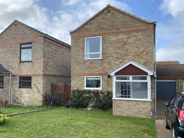 3 Bedroom Detached House For Sale In Eastbourne, East Sussex