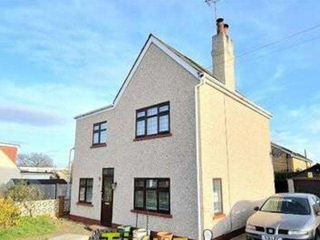 3 bedroom detached house for sale in Eastwood Essex SS9