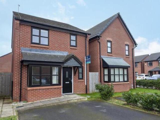 3 Bedroom Detached House For Sale In Eccles, Manchester