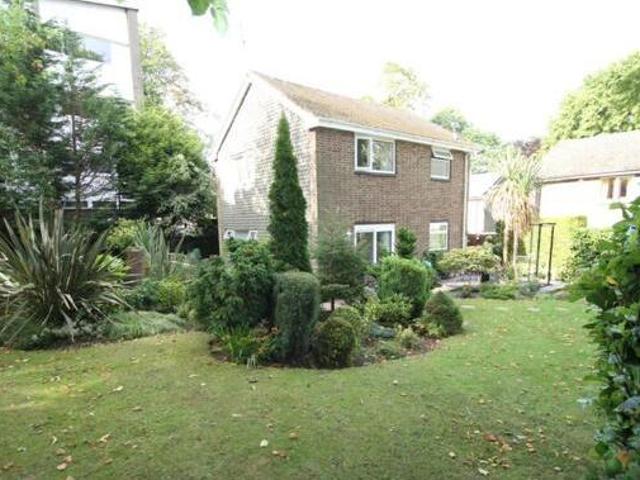 3 Bedroom Detached House For Sale In Eccleshill