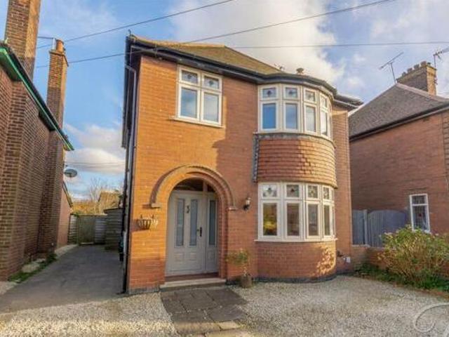 3 Bedroom Detached House For Sale In Edwinstowe
