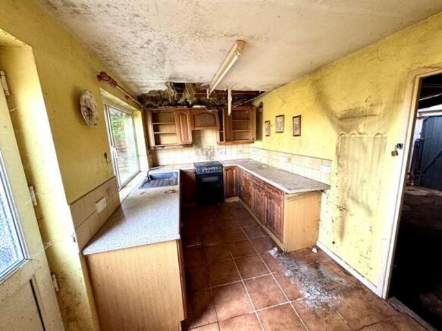3 bedroom detached house for sale in Eden Road, Solihull, B92