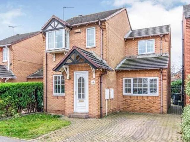3 bedroom detached house for sale in Edgbaston Way Edlington Doncaster DN12 DN12
