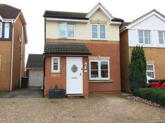 3 bedroom detached house for sale in Eisenhower Road Shefford SG17