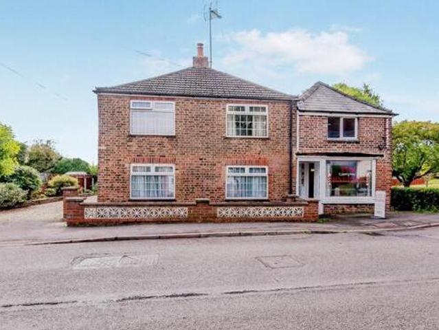 3 Bedroom Detached House For Sale In Elm