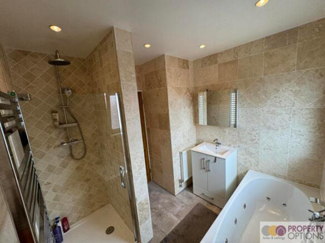 3 bedroom detached house for sale in Elms Avenue, DE23