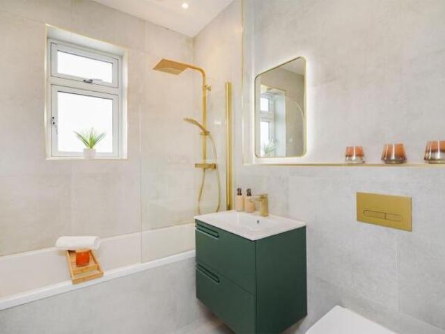 3 bedroom detached house for sale in Essendine Crescent, Sheffield, S8