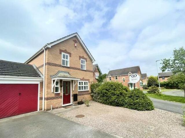 3 Bedroom Detached House For Sale In Ettiley Heath