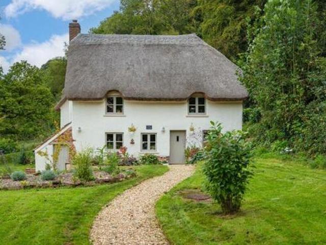 3 Bedroom Detached House For Sale In Exeter