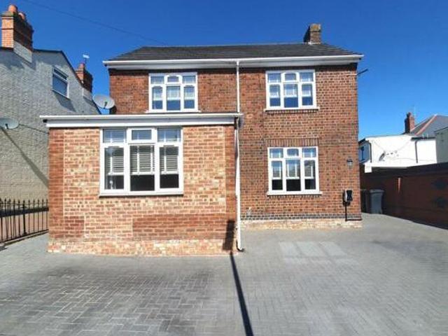 3 Bedroom Detached House For Sale In Exhall