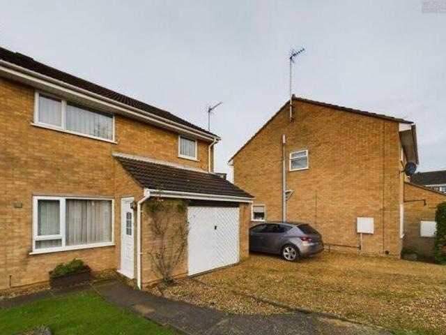 3 Bedroom Detached House For Sale In Eye
