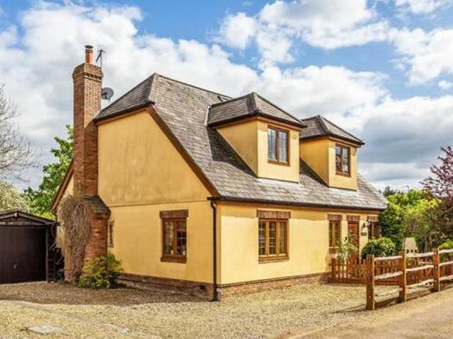 3 Bedroom Detached House For Sale In Four Elms Road