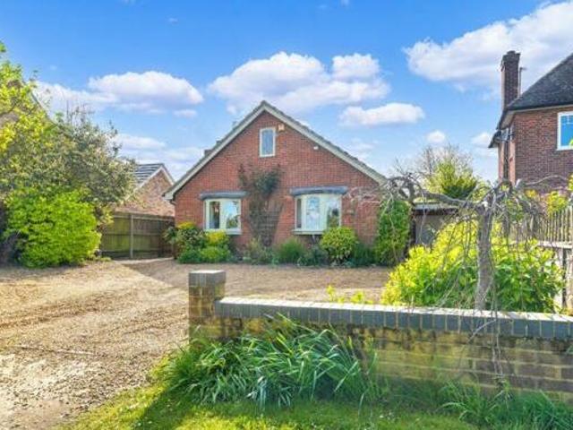 3 Bedroom Detached House For Sale In Foxton