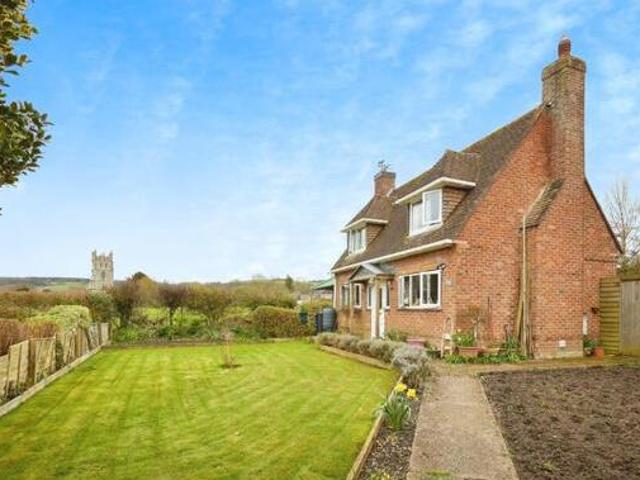 3 Bedroom Detached House For Sale In Fontmell Magna