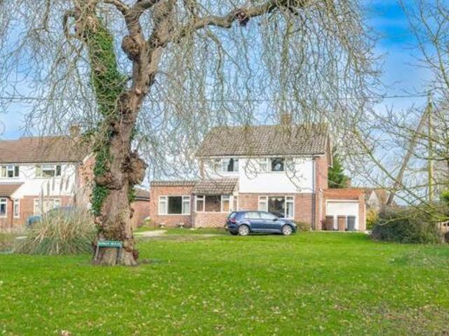 3 Bedroom Detached House For Sale In Ford End