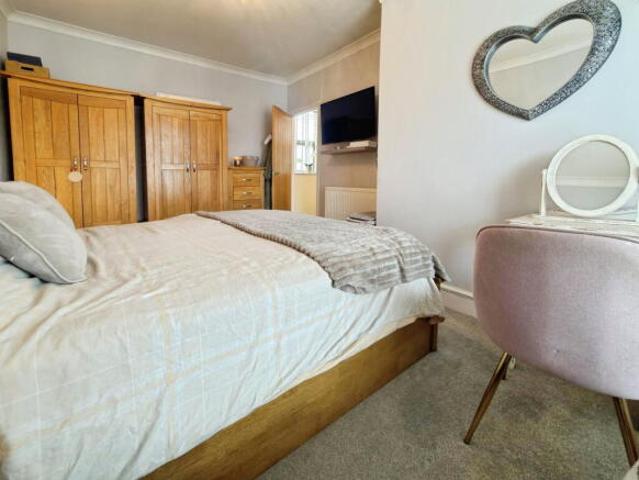 3 bedroom detached house for sale in Factory road, Clydach, Swansea, SA6
