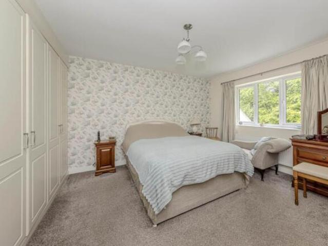3 bedroom detached house for sale in Farm View Penkhull, Stoke On Trent, ST4