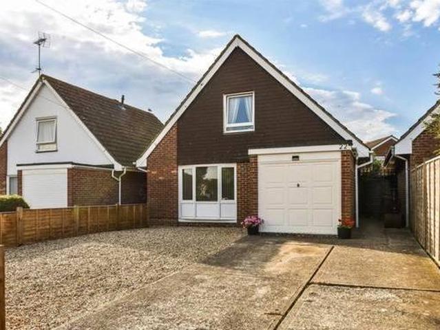 3 bedroom detached house for sale in Farnhurst Road Barnham PO22