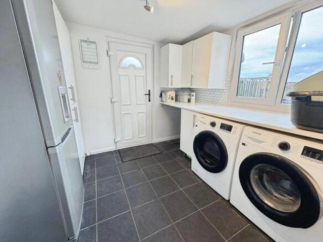 3 bedroom detached house for sale in Feetham Avenue, Newcastle Upon Tyne, NE12