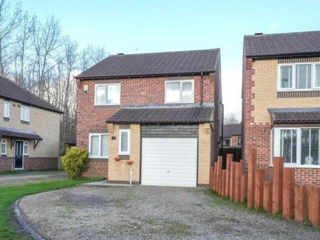 3 Bedroom Detached House For Sale In Festival Park